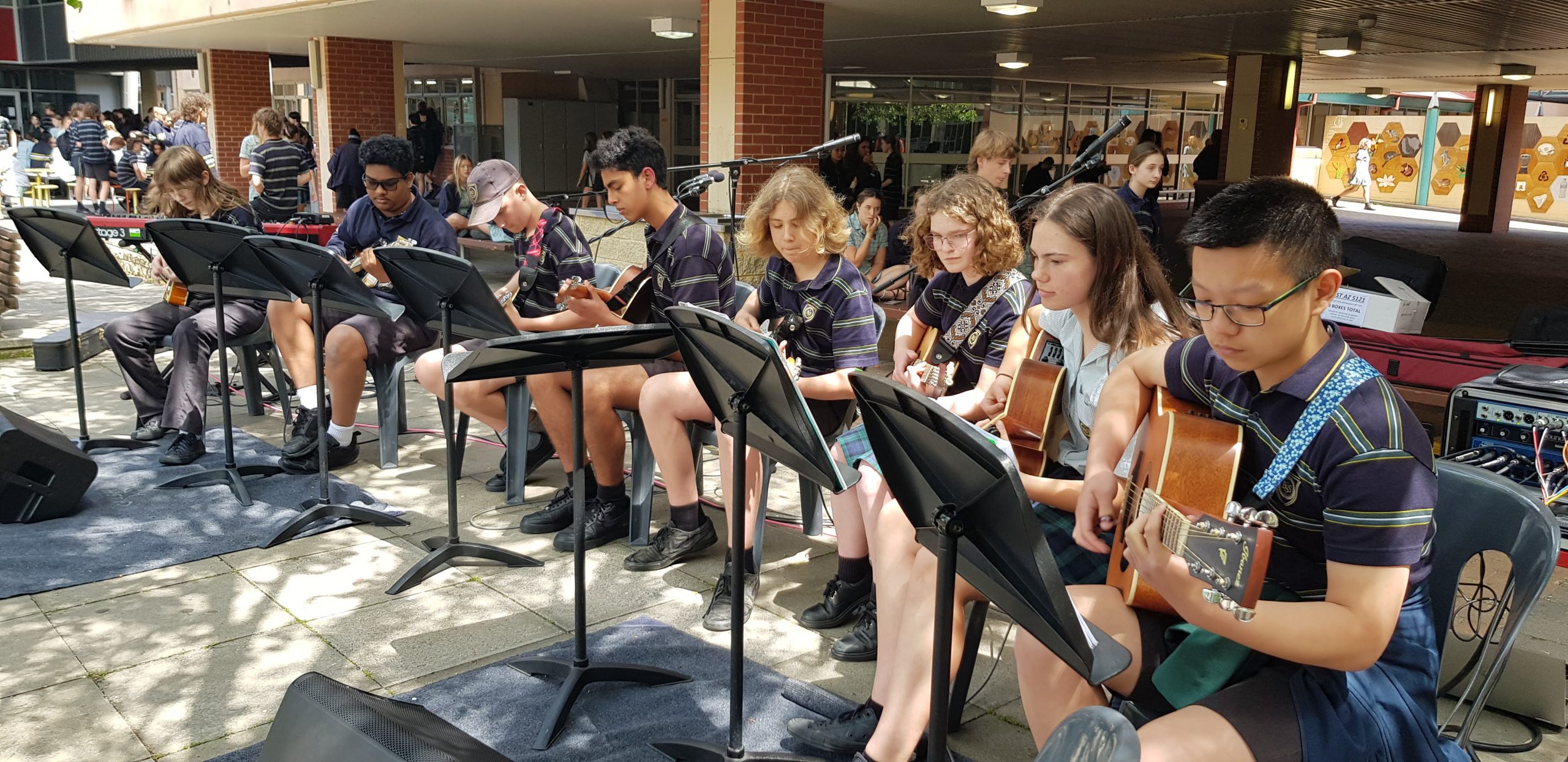 Guitar Ensemble and Dixieland Band: Decibel Lunch Concert - Music - Brighton Secondary School